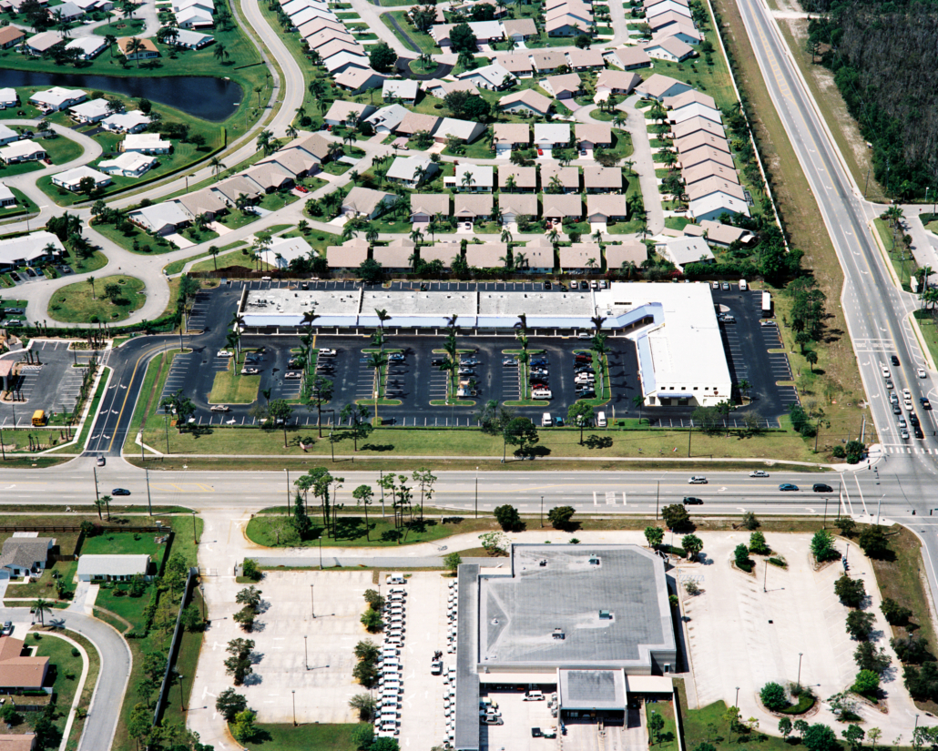 Palm Gate Plaza – Neighborhood Center - NNN Investment Advisors